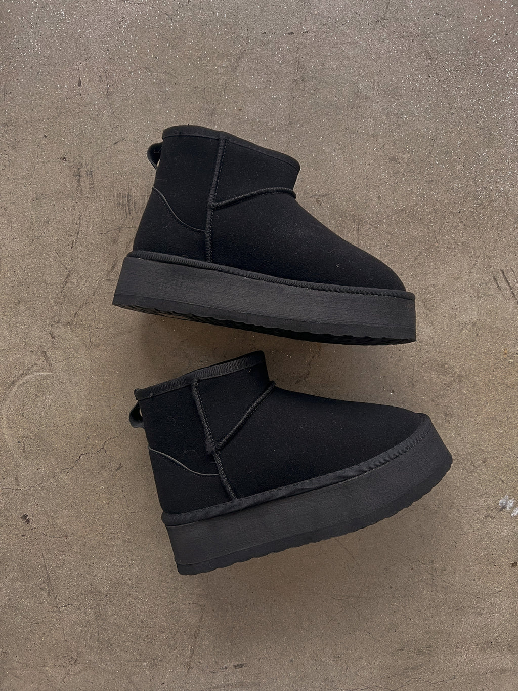 COZY MINI PLATFORM BOOTIES // BLACK – Shop Elvn Elvn